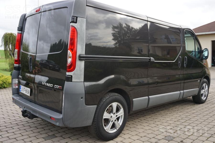 Melns Opel Vivaro 2008 Bauska, ar dzinēja tilpumu 2.00 L un nobraukumu 358 tūkst. km par 5300 €, foto 5 vietnē AUTOMOTO.COM.LV