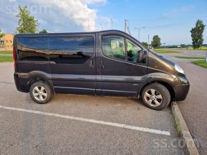 Melns Opel Vivaro 2009 Rīga, ar dzinēja tilpumu 2.50 L un nobraukumu 516 tūkst. km par 3400 €, foto 5 vietnē AUTOMOTO.COM.LV
