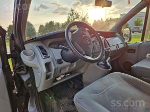 Melns Opel Vivaro 2009 Rīga, ar dzinēja tilpumu 2.50 L un nobraukumu 516 tūkst. km par 3400 €, foto 8 vietnē AUTOMOTO.COM.LV