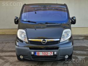 Melns Opel Vivaro 2009 Ogre, ar dzinēja tilpumu 2.50 L un nobraukumu 309 tūkst. km par 8150 €, foto 3 vietnē AUTOMOTO.COM.LV