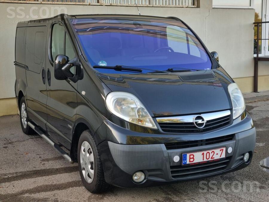 Melns Opel Vivaro 2009 Ogre, ar dzinēja tilpumu 2.50 L un nobraukumu 309 tūkst. km par 8150 €, foto 4 vietnē AUTOMOTO.COM.LV