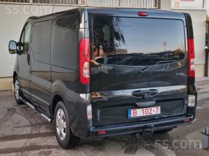 Melns Opel Vivaro 2009 Ogre, ar dzinēja tilpumu 2.50 L un nobraukumu 309 tūkst. km par 8150 €, foto 7 vietnē AUTOMOTO.COM.LV