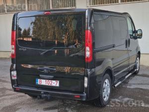 Melns Opel Vivaro 2009 Ogre, ar dzinēja tilpumu 2.50 L un nobraukumu 309 tūkst. km par 8150 €, foto 9 vietnē AUTOMOTO.COM.LV