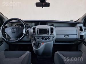 Melns Opel Vivaro 2009 Ogre, ar dzinēja tilpumu 2.50 L un nobraukumu 309 tūkst. km par 8150 €, foto 14 vietnē AUTOMOTO.COM.LV