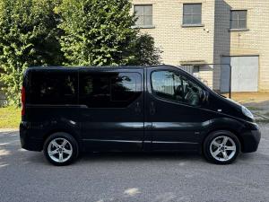 Melns Opel Vivaro 2011 Šauļi, ar dzinēja tilpumu 2.50 L un nobraukumu 201 tūkst. km par 10450 €, foto 7 vietnē AUTOMOTO.COM.LV