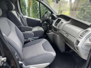 Melns Opel Vivaro 2011 Šauļi, ar dzinēja tilpumu 2.50 L un nobraukumu 201 tūkst. km par 10450 €, foto 11 vietnē AUTOMOTO.COM.LV