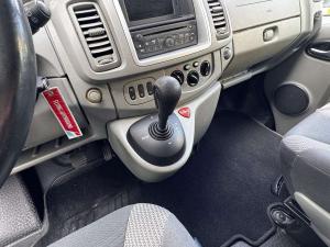 Melns Opel Vivaro 2011 Šauļi, ar dzinēja tilpumu 2.50 L un nobraukumu 201 tūkst. km par 10450 €, foto 17 vietnē AUTOMOTO.COM.LV