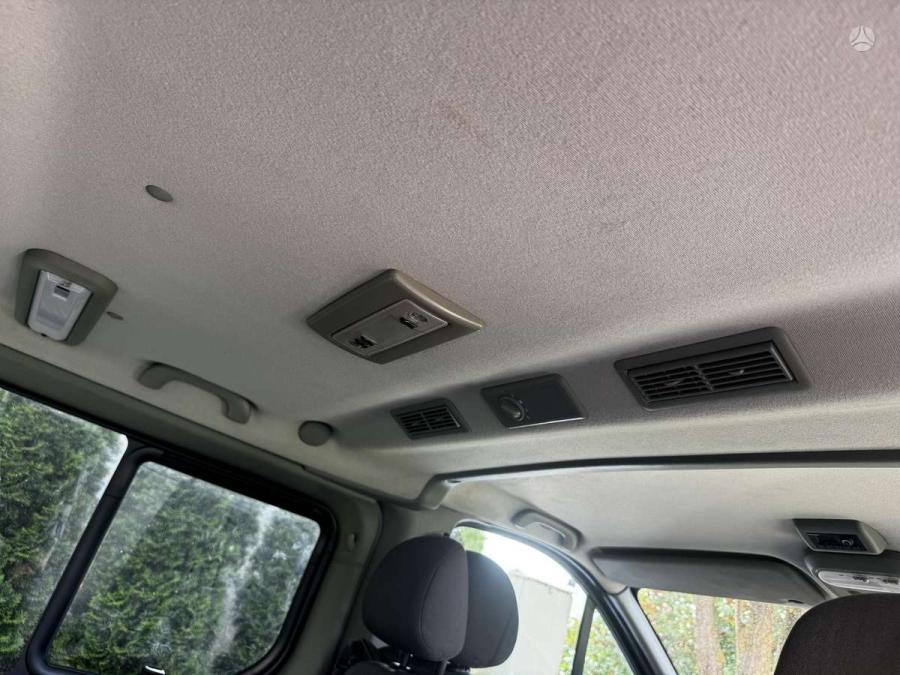 Melns Opel Vivaro 2011 Šauļi, ar dzinēja tilpumu 2.50 L un nobraukumu 201 tūkst. km par 10450 €, foto 20 vietnē AUTOMOTO.COM.LV