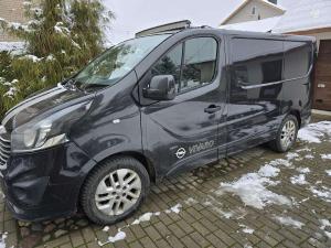 Black Opel Vivaro 2014 in Rokiskis, with an engine capacity of 1.60 L and mileage of 257 thousand km for 5200 €, photo 6 on AUTOMOTO.COM.LV