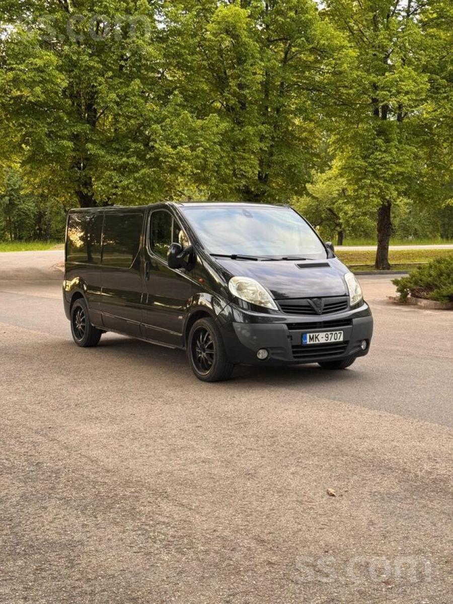 Melns Opel Vivaro 2014 Cēsis, ar dzinēja tilpumu 2.00 L un nobraukumu 170 tūkst. km par 3995 €, foto 1 vietnē AUTOMOTO.COM.LV