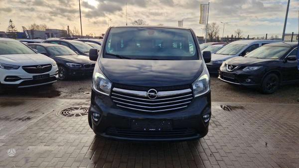 Black Opel Vivaro 2016 in Marijampole, with an engine capacity of 1.60 L and mileage of 260 thousand km for 12990 €, photo 2 on AUTOMOTO.COM.LV