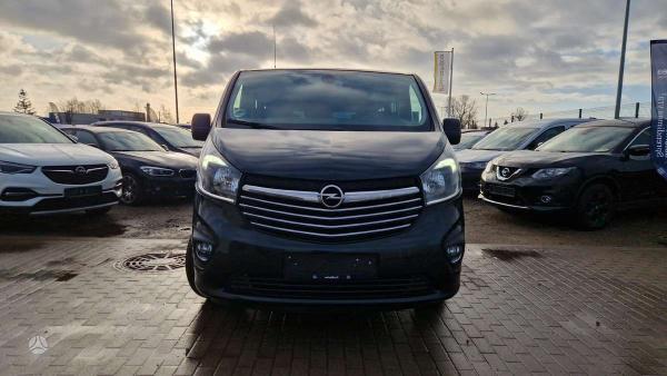 Black Opel Vivaro 2016 in Marijampole, with an engine capacity of 1.60 L and mileage of 260 thousand km for 12990 €, photo 3 on AUTOMOTO.COM.LV