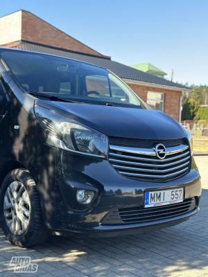 Melns Opel Vivaro 2016 Viļņa, ar dzinēja tilpumu 1.60 L un nobraukumu 352 tūkst. km par 11200 €, foto 8 vietnē AUTOMOTO.COM.LV