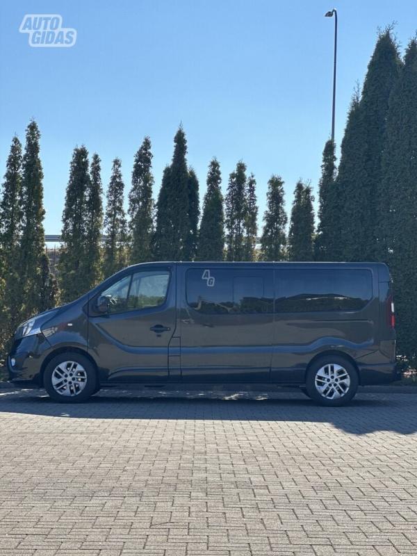 Black Opel Vivaro 2016 in Vilnius, with an engine capacity of 1.60 L and mileage of 352 thousand km for 11200 €, photo 8 on AUTOMOTO.COM.LV