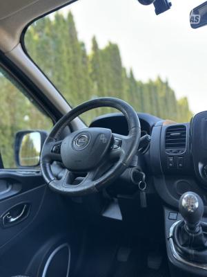 Melns Opel Vivaro 2016 Viļņa, ar dzinēja tilpumu 1.60 L un nobraukumu 352 tūkst. km par 11200 €, foto 31 vietnē AUTOMOTO.COM.LV