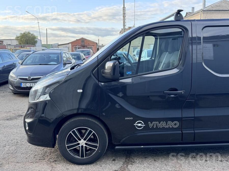 Black Opel Vivaro 2017 in Daugavpils, with an engine capacity of 1.60 L and mileage of 0 thousand km for 8300 €, photo 8 on AUTOMOTO.COM.LV