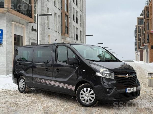 Black Opel Vivaro 2018 in Valka, with an engine capacity of 1.60 L and mileage of 185 thousand km for 14699 €, photo 3 on AUTOMOTO.COM.LV