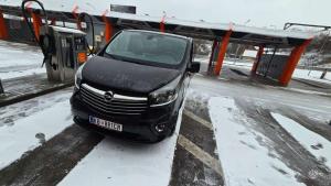 Melns Opel Vivaro 2019 Viļņa, ar dzinēja tilpumu 1.60 L un nobraukumu 210 tūkst. km par 18500 €, foto 5 vietnē AUTOMOTO.COM.LV