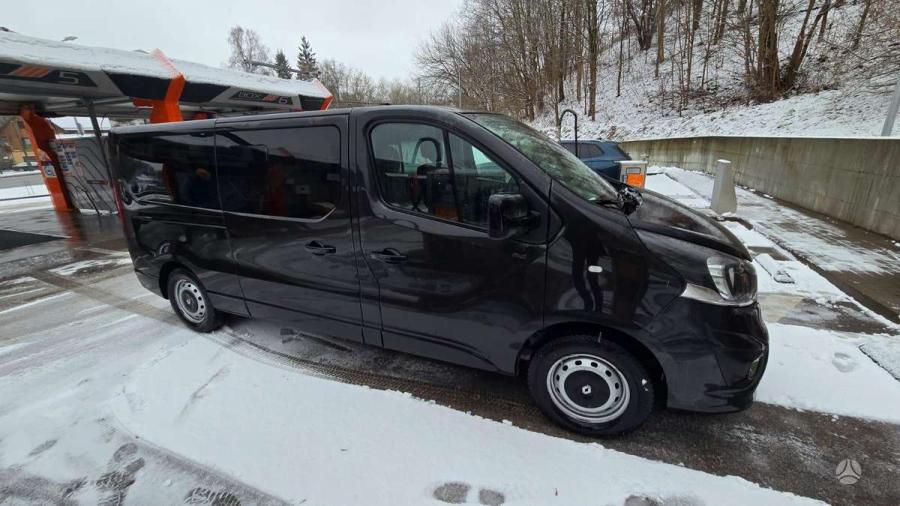 Melns Opel Vivaro 2019 Viļņa, ar dzinēja tilpumu 1.60 L un nobraukumu 210 tūkst. km par 18500 €, foto 12 vietnē AUTOMOTO.COM.LV