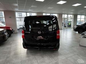 Black Opel Vivaro 2021 in Kaunas, with an engine capacity of 1.50 L and mileage of 73 thousand km for 22914 €, photo 5 on AUTOMOTO.COM.LV