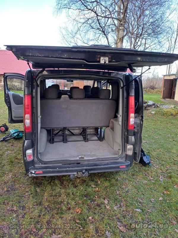 Black Opel Vivaro 2007 in Parnu, with an engine capacity of 2.00 L and mileage of 245 thousand km for 7500 €, photo 11 on AUTOMOTO.COM.LV