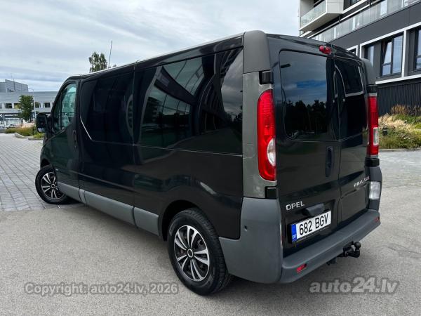 Melns Opel Vivaro 2012 Tallina, ar dzinēja tilpumu 2.00 L un nobraukumu 392 tūkst. km par 6999 €, foto 9 vietnē AUTOMOTO.COM.LV