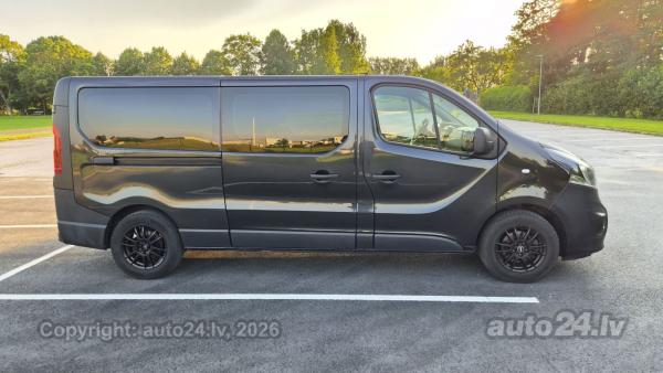 Black Opel Vivaro 2016 in Tartu, with an engine capacity of 1.60 L and mileage of 216 thousand km for 13200 €, photo 3 on AUTOMOTO.COM.LV
