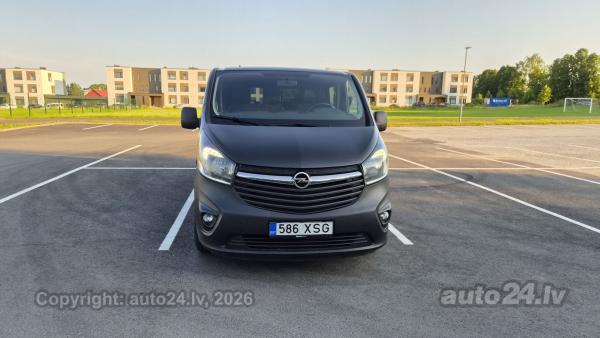 Black Opel Vivaro 2016 in Tartu, with an engine capacity of 1.60 L and mileage of 216 thousand km for 13200 €, photo 5 on AUTOMOTO.COM.LV