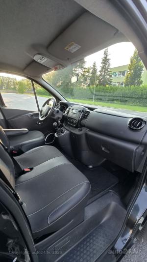 Black Opel Vivaro 2016 in Tartu, with an engine capacity of 1.60 L and mileage of 216 thousand km for 13200 €, photo 12 on AUTOMOTO.COM.LV