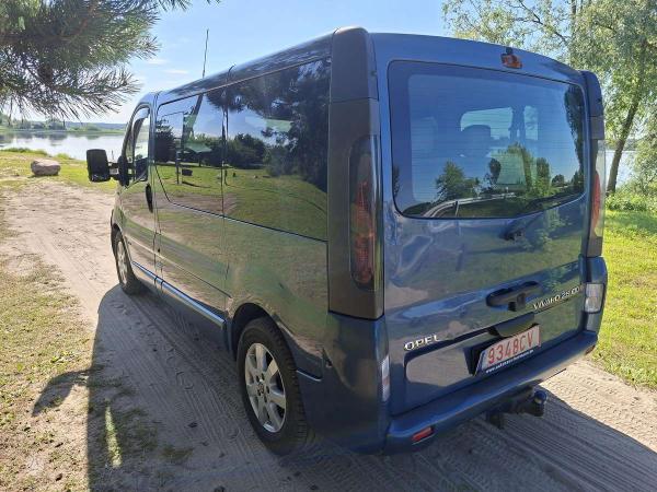 Zils Opel Vivaro 2005 Panevēža, ar dzinēja tilpumu 2.50 L un nobraukumu 259 tūkst. km par 4600 €, foto 4 vietnē AUTOMOTO.COM.LV