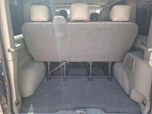Blue Opel Vivaro 2005 in Panevezys, with an engine capacity of 2.50 L and mileage of 259 thousand km for 4600 €, photo 19 on AUTOMOTO.COM.LV