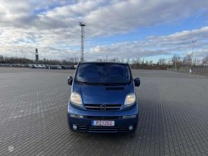 Zils Opel Vivaro 2006 Marijampole, ar dzinēja tilpumu 2.50 L un nobraukumu 304 tūkst. km par 6599 €, foto  vietnē AUTOMOTO.COM.LV