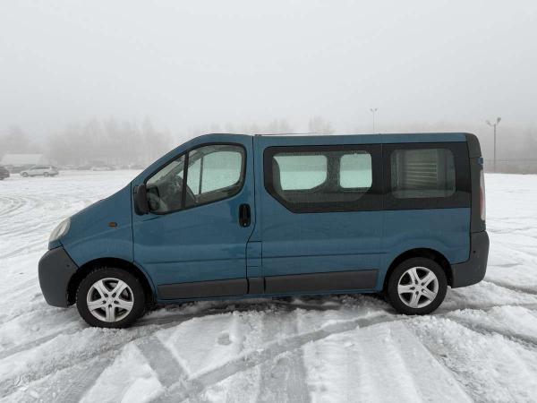 Zils Opel Vivaro 2006 Marijampole, ar dzinēja tilpumu 1.87 L un nobraukumu 358 tūkst. km par 5450 €, foto 8 vietnē AUTOMOTO.COM.LV