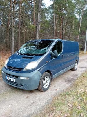 Blue Opel Vivaro 2006 in Vilnius, with an engine capacity of 2.46 L and mileage of 190 thousand km for 3300 €, photo  on AUTOMOTO.COM.LV