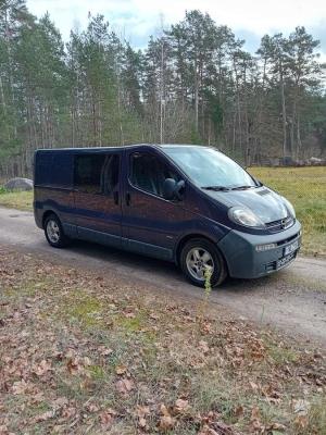 Blue Opel Vivaro 2006 in Vilnius, with an engine capacity of 2.46 L and mileage of 190 thousand km for 3300 €, photo 3 on AUTOMOTO.COM.LV