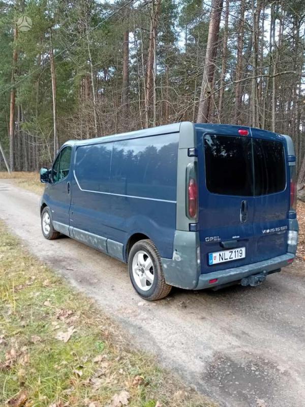 Blue Opel Vivaro 2006 in Vilnius, with an engine capacity of 2.46 L and mileage of 190 thousand km for 3300 €, photo 6 on AUTOMOTO.COM.LV