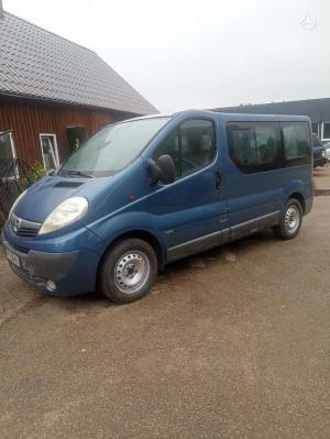 Blue Opel Vivaro 2007 in Kaunas, with an engine capacity of 2.00 L and mileage of 290 thousand km for 4900 €, photo 4 on AUTOMOTO.COM.LV