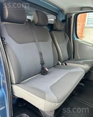 Zils Opel Vivaro 2007 Rīga, ar dzinēja tilpumu 2.00 L un nobraukumu 285 tūkst. km par 6150 €, foto 9 vietnē AUTOMOTO.COM.LV