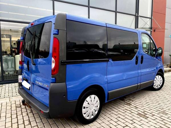 Blue Opel Vivaro 2008 in Klaipeda, with an engine capacity of 2.00 L and mileage of 285 thousand km for 6200 €, photo 6 on AUTOMOTO.COM.LV