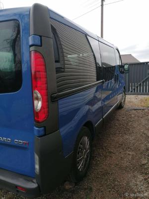 Blue Opel Vivaro 2008 in Prienai, with an engine capacity of 2.00 L and mileage of 282 thousand km for 8100 €, photo 10 on AUTOMOTO.COM.LV