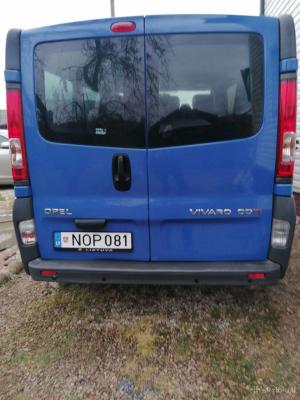 Blue Opel Vivaro 2008 in Prienai, with an engine capacity of 2.00 L and mileage of 282 thousand km for 8100 €, photo 11 on AUTOMOTO.COM.LV