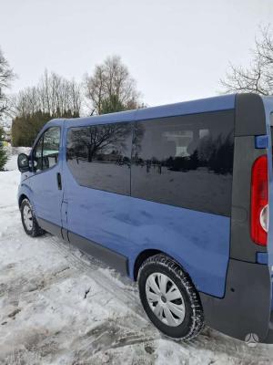 Blue Opel Vivaro 2008 in Pasvalys, with an engine capacity of 2.46 L and mileage of 470 thousand km for 4800 €, photo 3 on AUTOMOTO.COM.LV