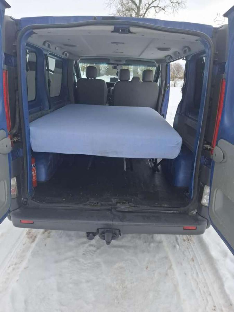 Blue Opel Vivaro 2008 in Pasvalys, with an engine capacity of 2.46 L and mileage of 470 thousand km for 4800 €, photo 14 on AUTOMOTO.COM.LV