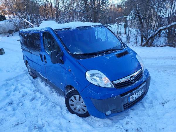 Zils Opel Vivaro 2009 Kauņa, ar dzinēja tilpumu 2.00 L un nobraukumu 380 tūkst. km par 7000 €, foto 2 vietnē AUTOMOTO.COM.LV