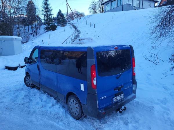 Zils Opel Vivaro 2009 Kauņa, ar dzinēja tilpumu 2.00 L un nobraukumu 380 tūkst. km par 7000 €, foto 7 vietnē AUTOMOTO.COM.LV