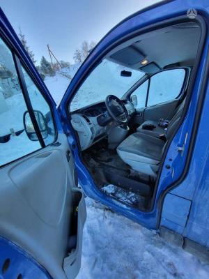Blue Opel Vivaro 2009 in Kaunas, with an engine capacity of 2.00 L and mileage of 380 thousand km for 7000 €, photo 9 on AUTOMOTO.COM.LV