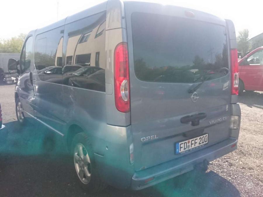 Zils Opel Vivaro 2009 Marijampole, ar dzinēja tilpumu 2.00 L un nobraukumu 234 tūkst. km par 6999 €, foto 4 vietnē AUTOMOTO.COM.LV