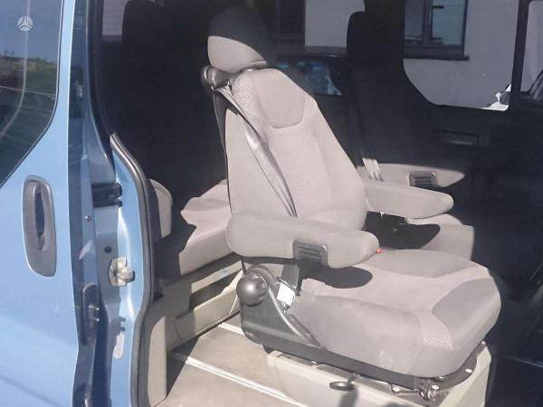 Blue Opel Vivaro 2009 in Marijampole, with an engine capacity of 2.00 L and mileage of 234 thousand km for 6999 €, photo 5 on AUTOMOTO.COM.LV