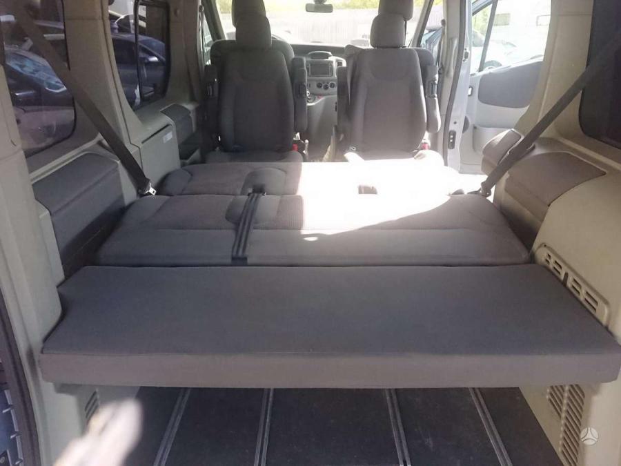 Zils Opel Vivaro 2009 Marijampole, ar dzinēja tilpumu 2.00 L un nobraukumu 234 tūkst. km par 6999 €, foto 8 vietnē AUTOMOTO.COM.LV