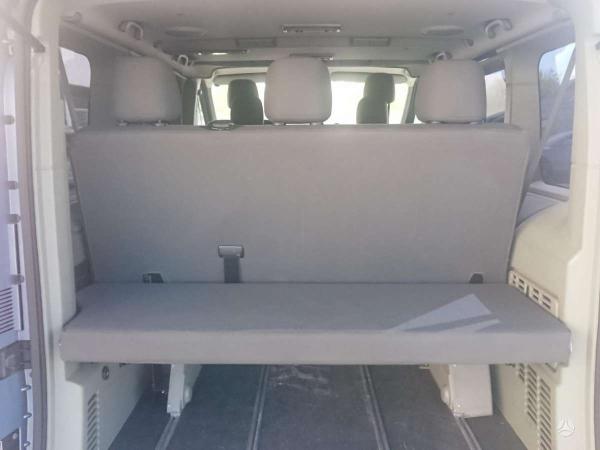 Blue Opel Vivaro 2009 in Marijampole, with an engine capacity of 2.00 L and mileage of 234 thousand km for 6999 €, photo 8 on AUTOMOTO.COM.LV